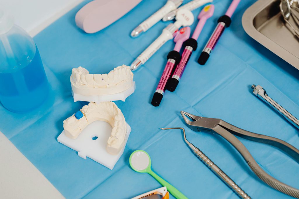 Axle | Top Tips for Organizing Dental Supplies for Maximum Efficiency